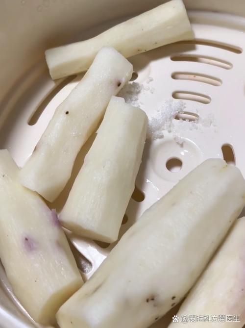 挠痒痒憋尿山药瘙痒图标