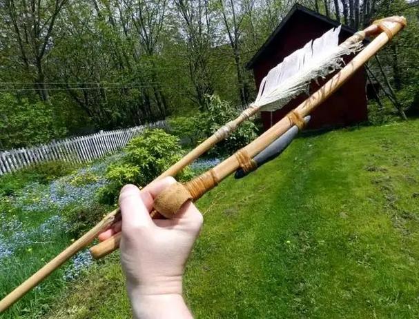 长矛投掷器图标