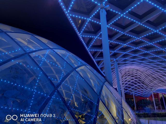华为nova3拍照只能放大两倍吗图标