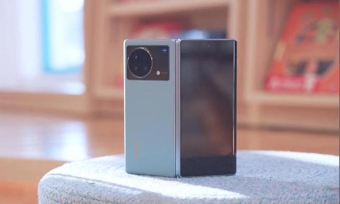 vivoxfold5合屏显示一半截图