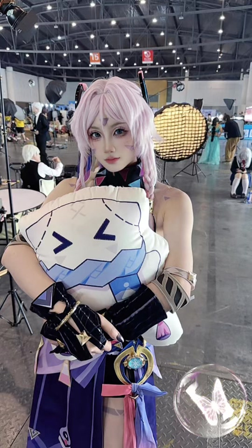 原神女士COS服测评截图