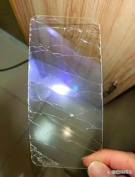 手机钢化膜会冻裂吗截图