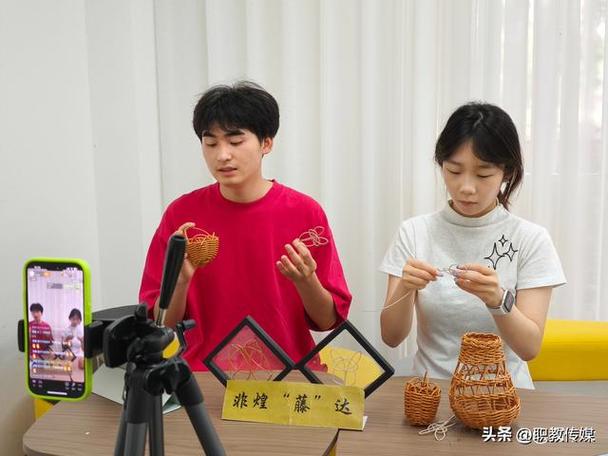 红人直播进隐藏房间图标