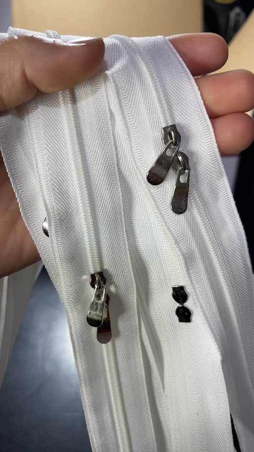 双拉头拉链错位拉不开图标