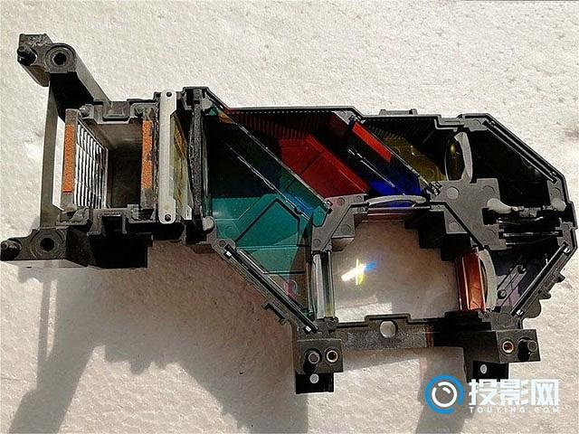投影仪画面发黄怎么维修图标