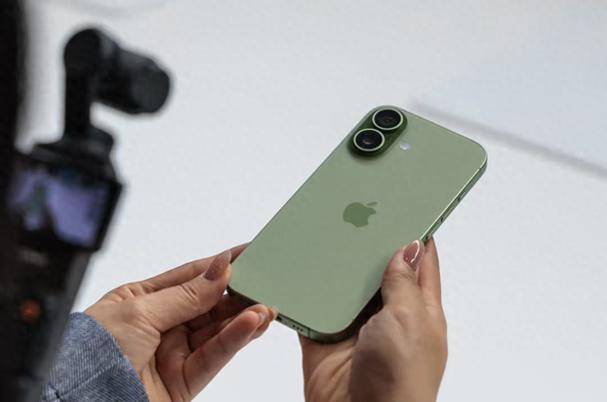 苹果APP如何取消订阅图标