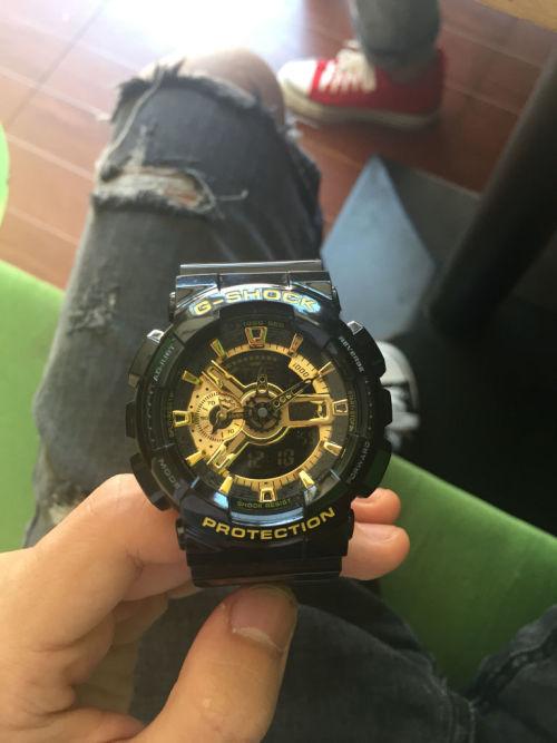 卡西欧黑金调指针图标