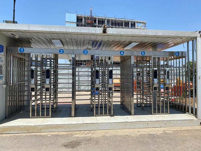 UG中怎么把封闭片体变成实体截图