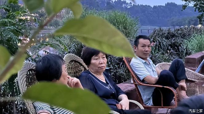 重庆10多年前有个论坛叫什么名字图标