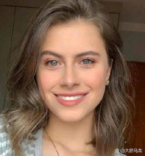 女生会忘不掉自己的第一个男人图标