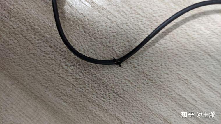 耳机胶皮坏了怎么修复图标