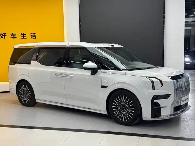 极氪009新款2025价格图标