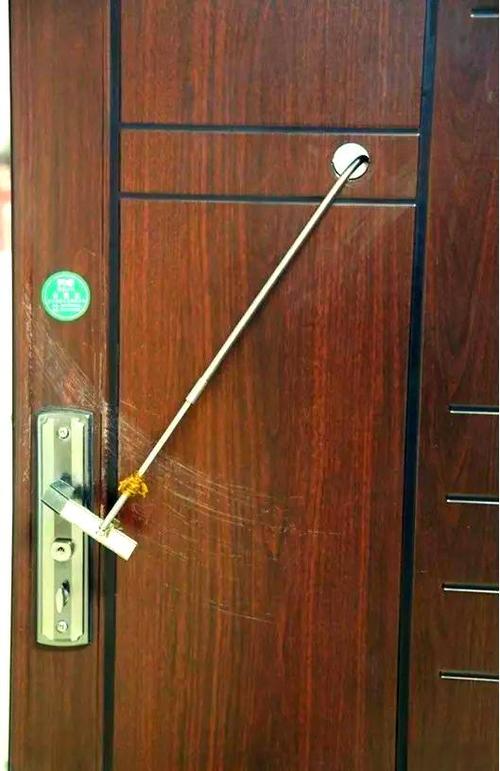 开锁公司怎么从外面拆猫眼截图