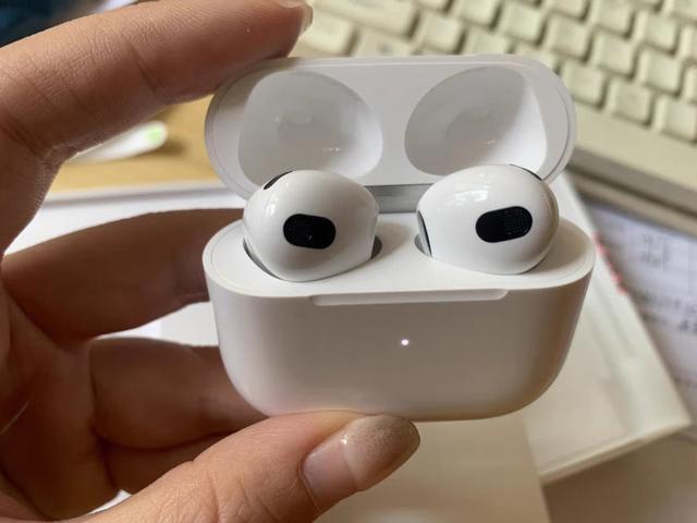 苹果三代耳机降噪功能图标