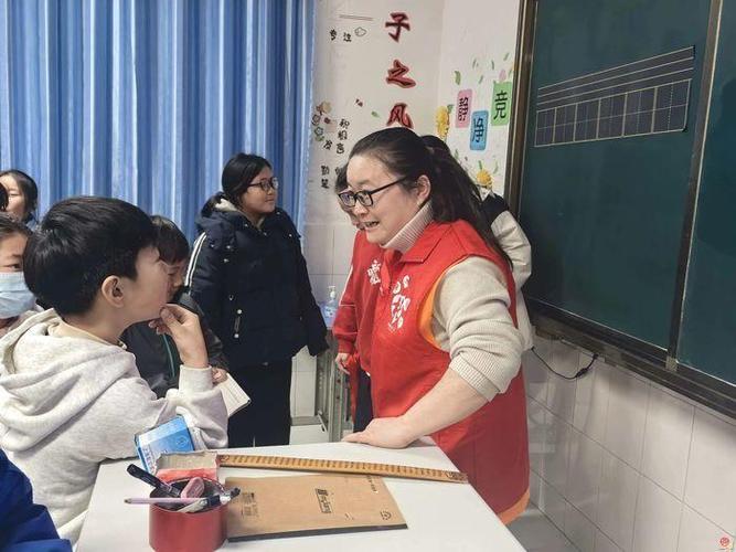 电话手表开启上课禁用能打电话吗图标