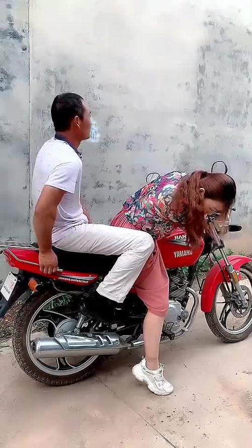 摩托车打不着也蹬不着图标
