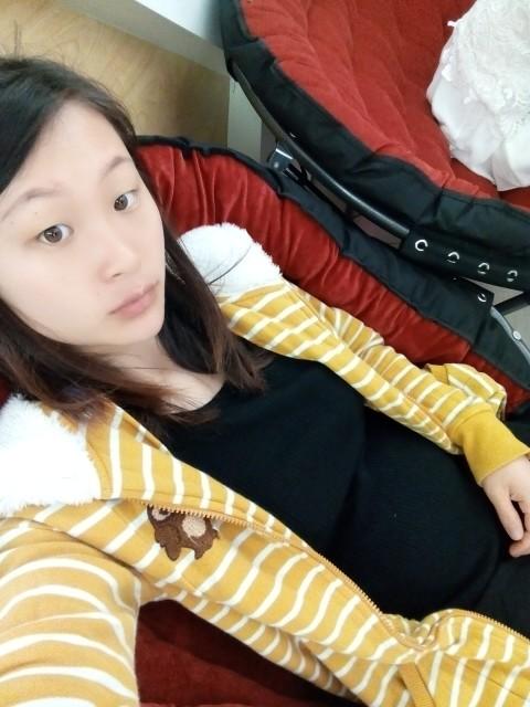 《小小的肚子》真人版图标