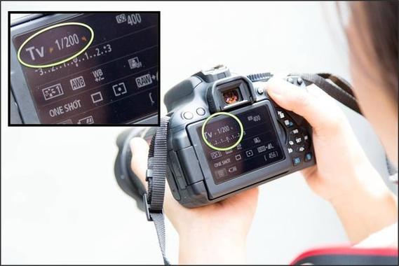 索尼黑卡7M模式快门速度怎么调图标