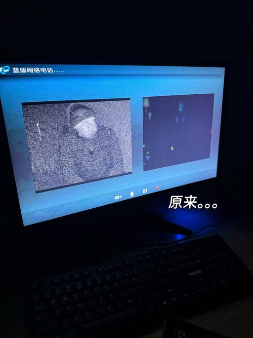 显示器红灯亮但是黑屏图标