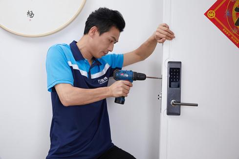 万师傅平台客服电话24小时截图
