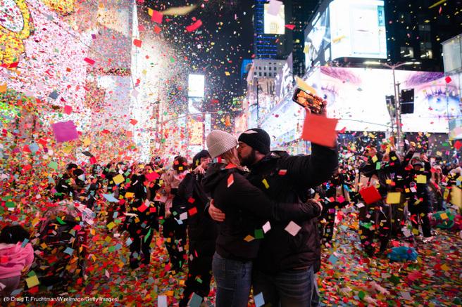 在新年什么什么之际图标