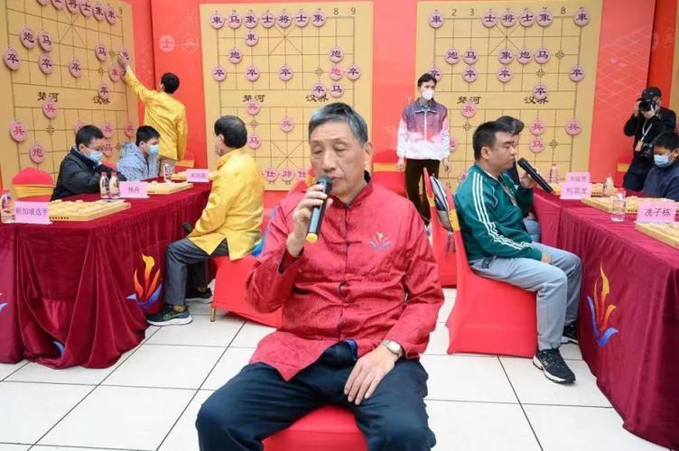 柳大华和150人下盲棋