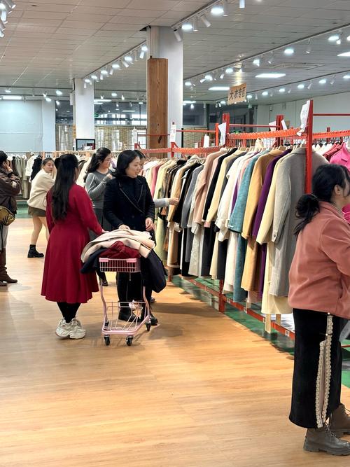 50元工厂店精品女装怎么加盟图标