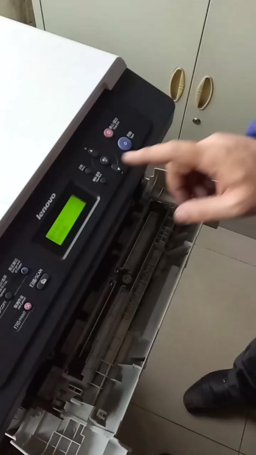 打印机更换墨盒后仍显示更换墨盒图标