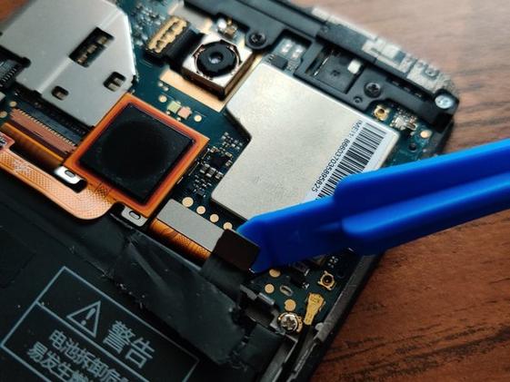 小米手机怎么拆卸后盖图标
