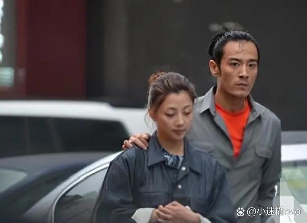 迷糊在爱情里什么意思图标