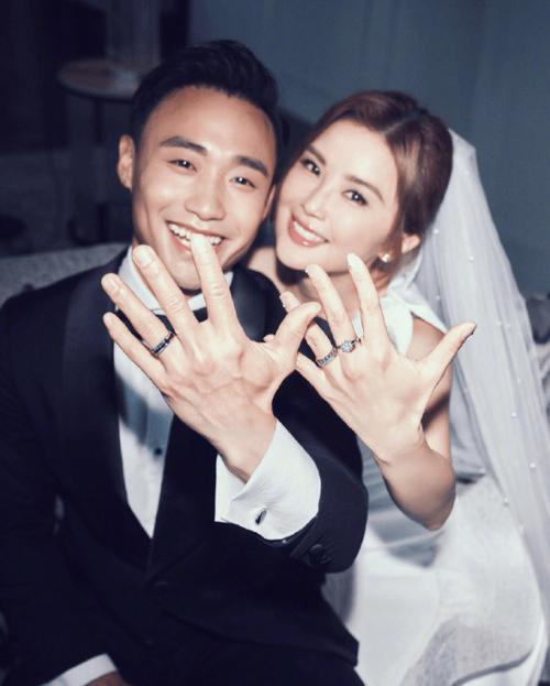 蔡卓妍林俊贤秘密完婚