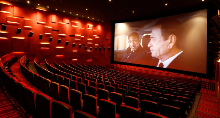 v 6电影院截图