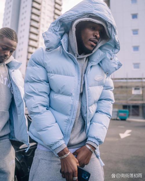 trapstar正品一件多少钱图标