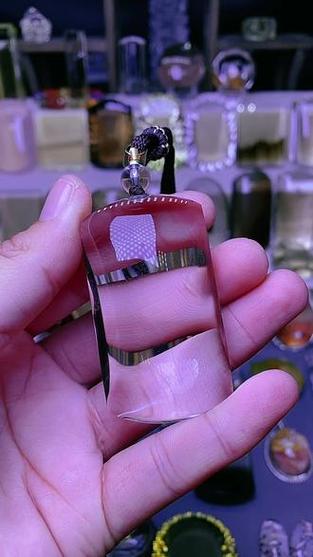 100万元的白色水晶