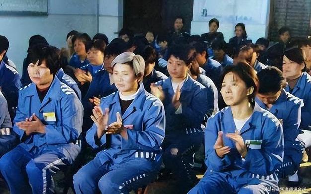 《监狱女囚》动漫全集免费图标