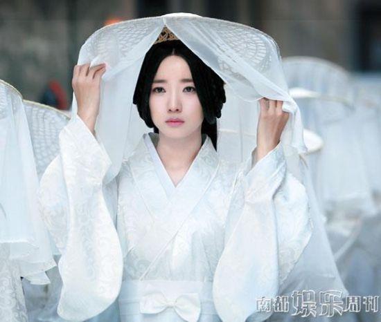 白莲花宠妃记截图