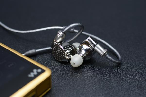sony金砖搭配耳机图标