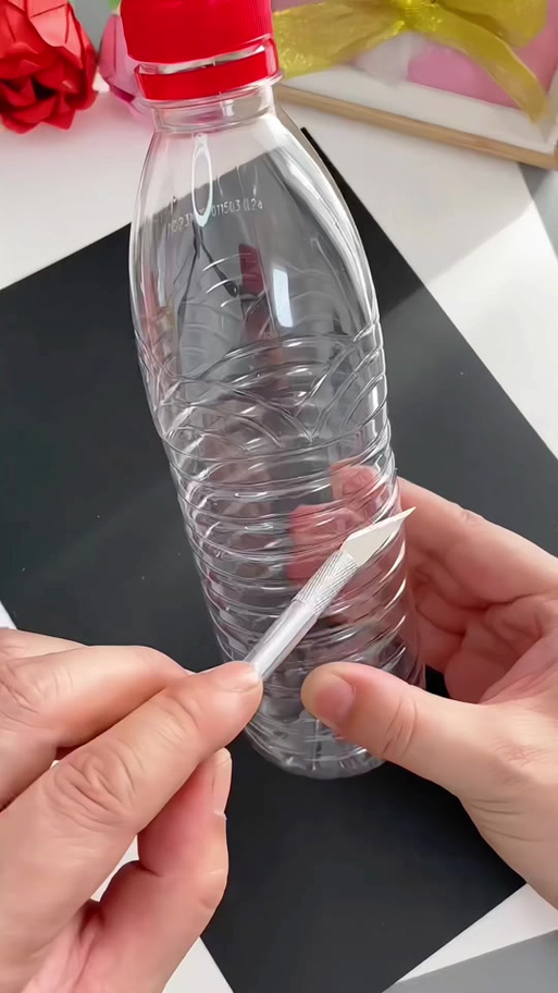 抖音矿泉水瓶做灯笼图标
