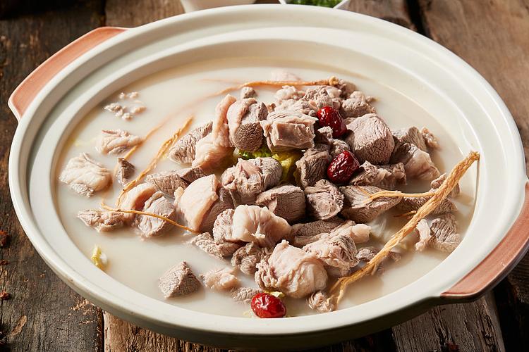 煮羊肉用高压锅还是砂锅好图标