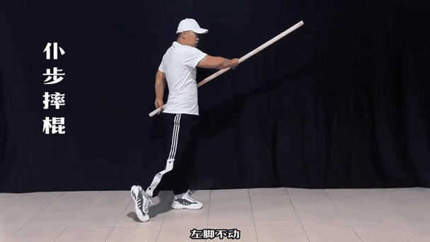 南知意用拳好还是用棍好