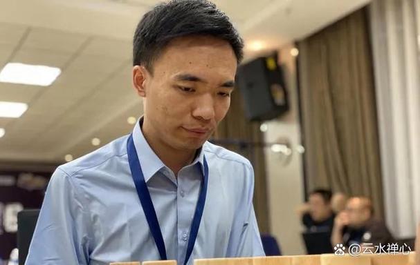 曹岩磊再夺冠视频图标