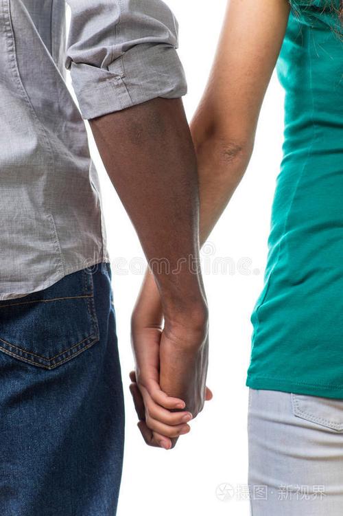 男生拉女生的手女生没有拒绝图标