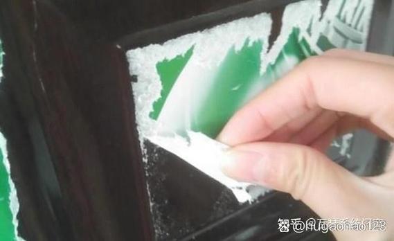 门上贴的纸怎么去掉图标