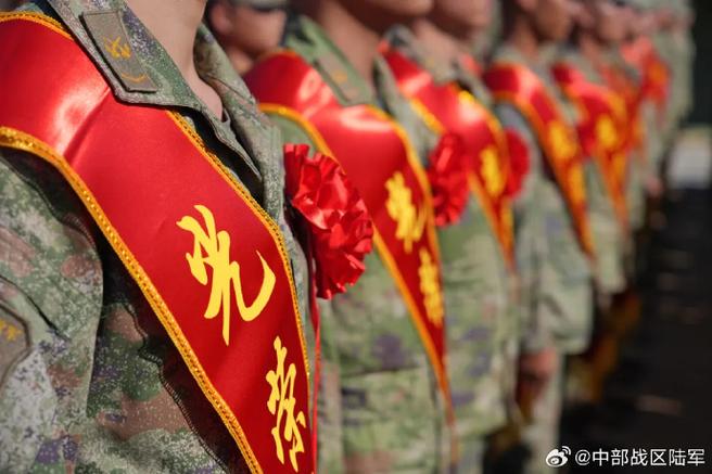 世界战争英雄一进去就退出来图标