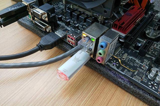 固态硬盘安装视频图标