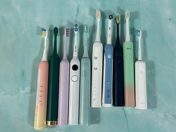 电动牙刷使用正确方法图标