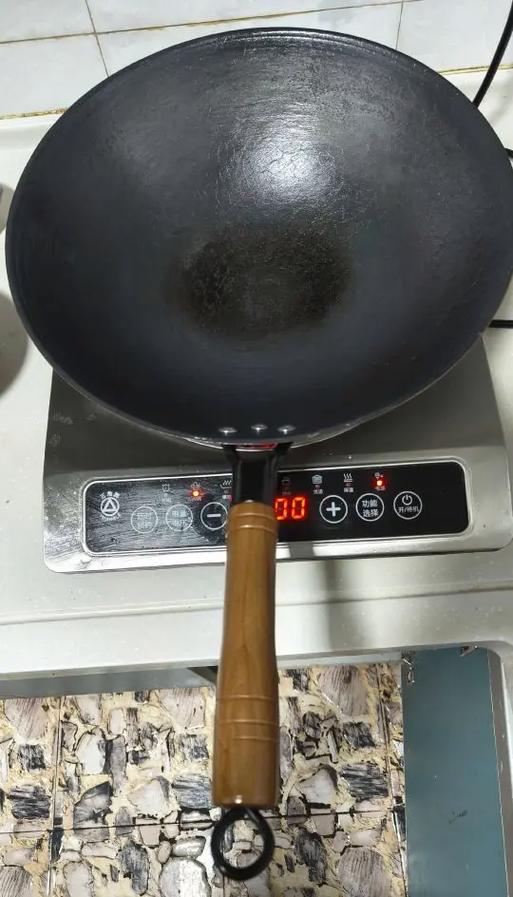 铁锅开锅用猪油还是肥肉好截图