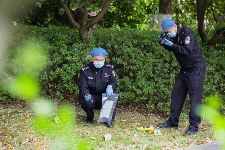 警察验指纹麻烦吗图标