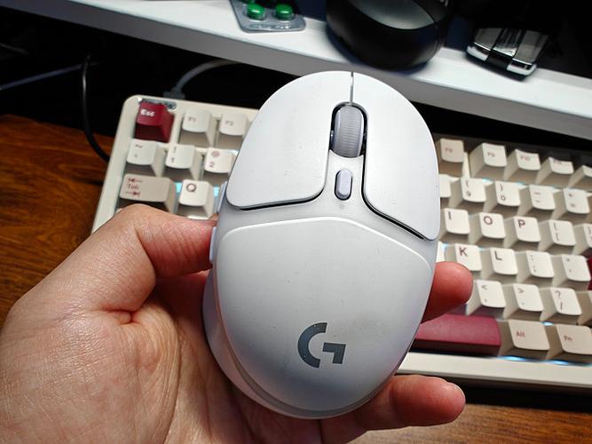 罗技g933和g933s区别图标
