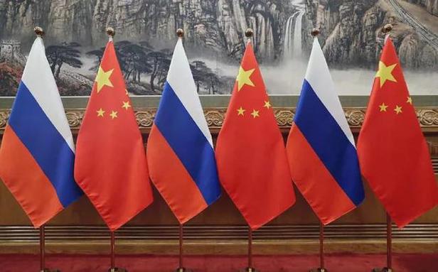 俄罗斯网民评论中美俄图标